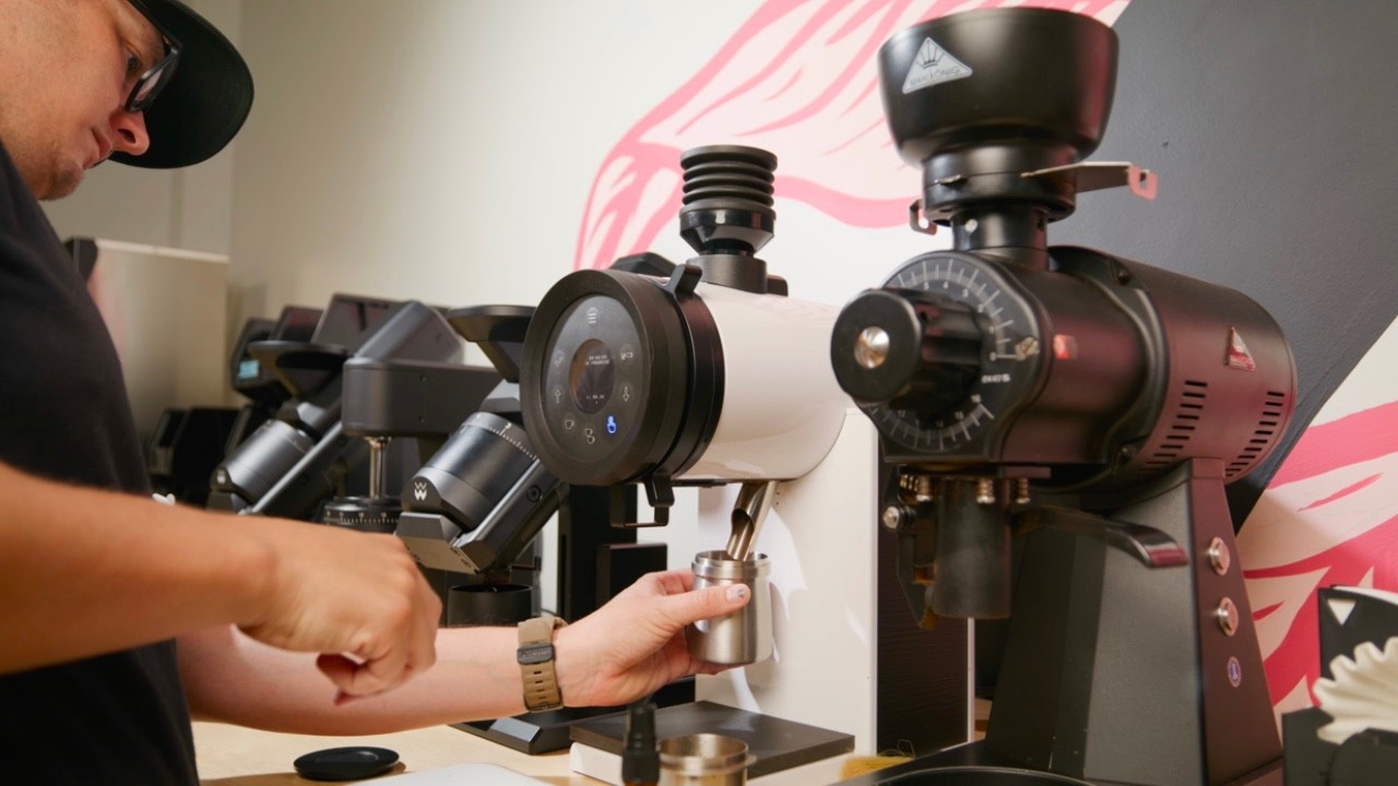 Grinder Shootout With Kyle Ramage - Episode 2 Bentwood Vertical 63 Vs ...