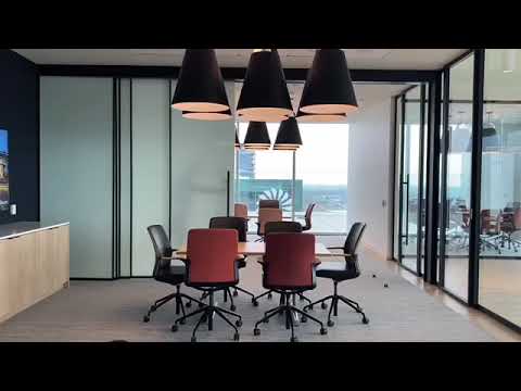 Muraflex Expo Telescoping Wall - YouTube