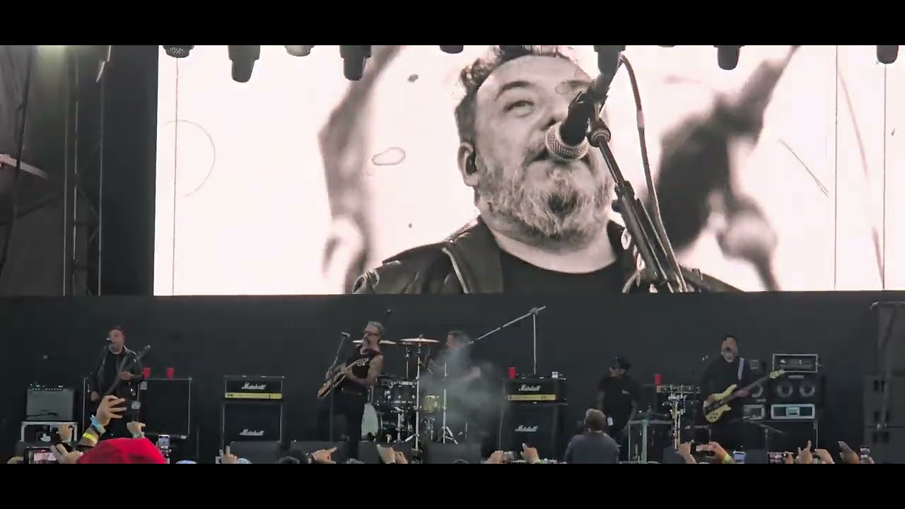 MOLOTOV @ BESAME MUCHO FEST AUSTIN, TX ROCKERO STAGE - YouTube