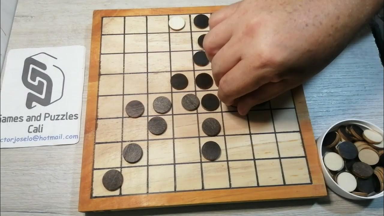 Othello (Reversi) - Cómo jugar Othello - 1001 Juegos de mesa antiguos y ...