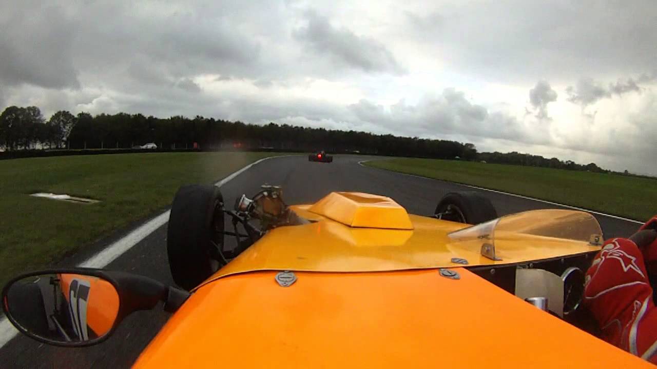 2013 Cadwell Park 750 Trophy Race - YouTube