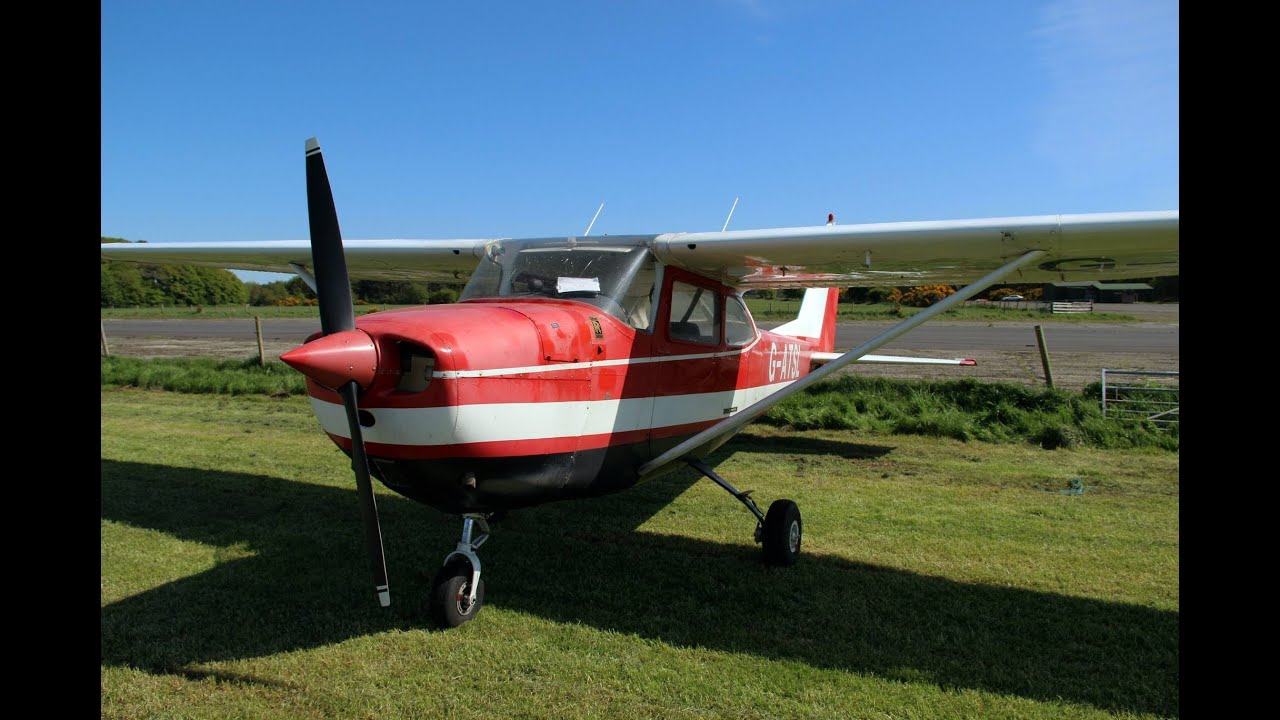 Cessna 172 Approach and landing at Prestwick - YouTube