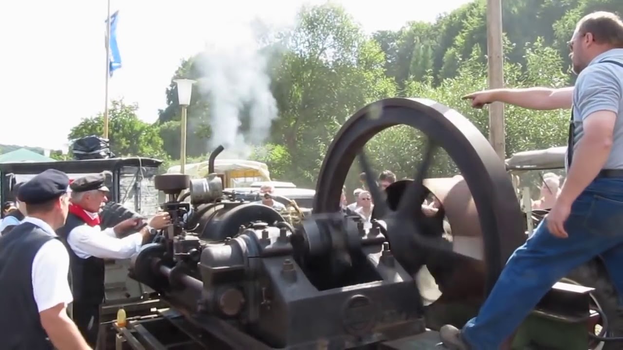 2017 03 27 Big Engines Starting Up Tanks, Aircraft of World II and ...