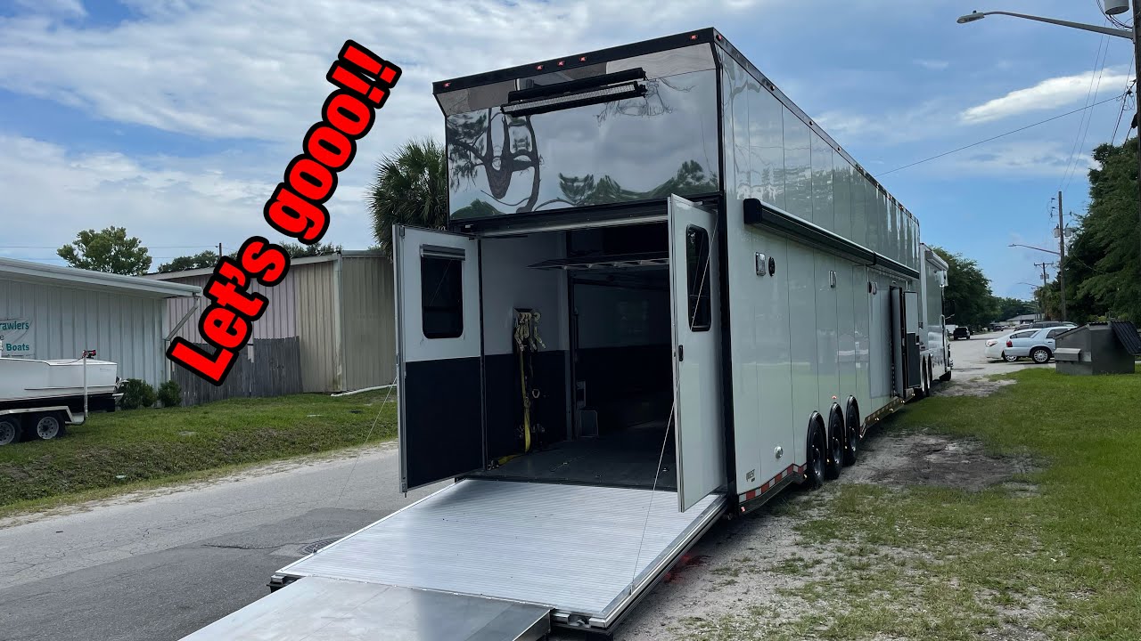 CROSS COUNTRY TRIP IN CLEETUS"S TOTER!! - YouTube