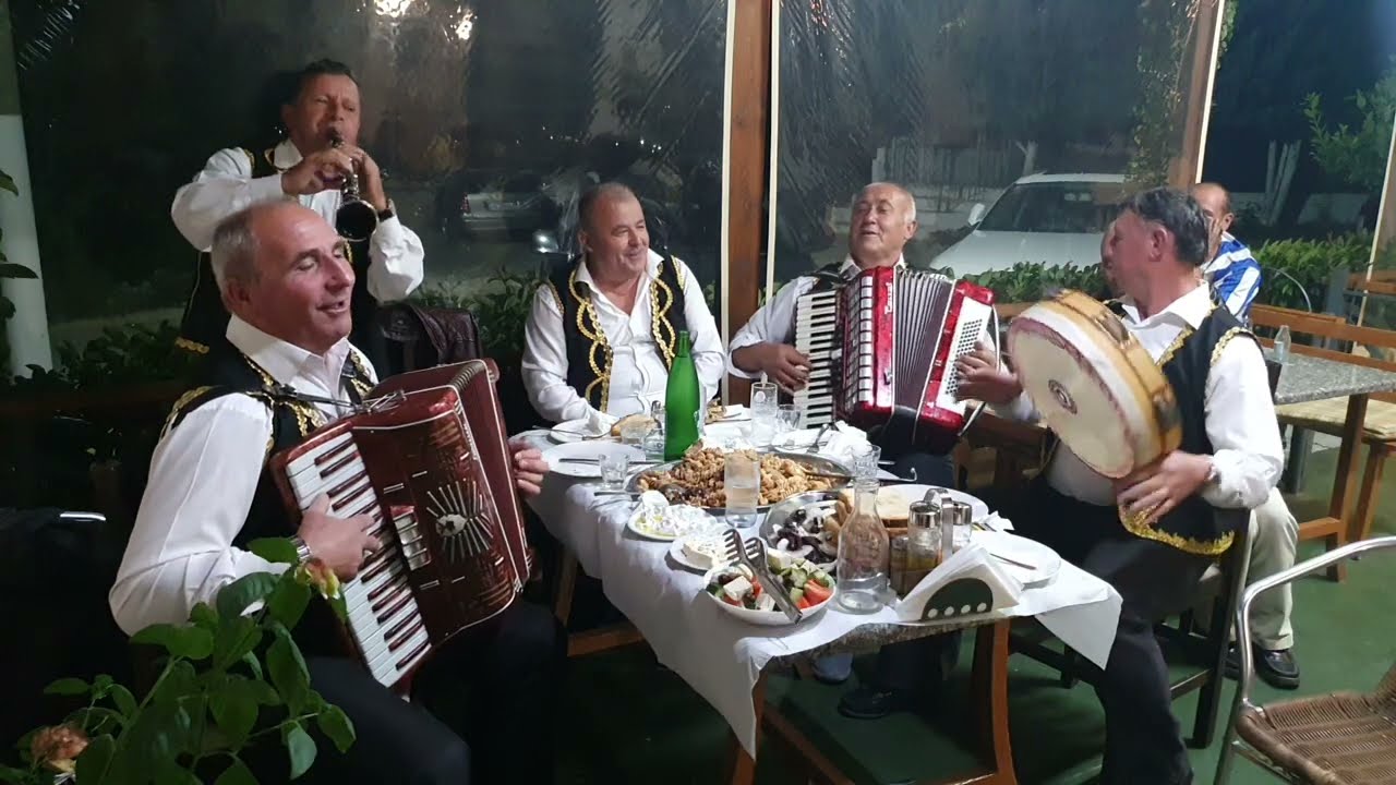 Xhepi Caka ne Klarinet & Grupi Sazeve Darsia Besim Elezi ne Defe Fatos ...