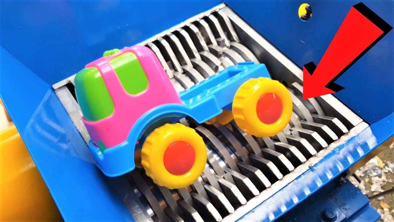 Experiment Shredder vs Giant Toy Truck - YouTube