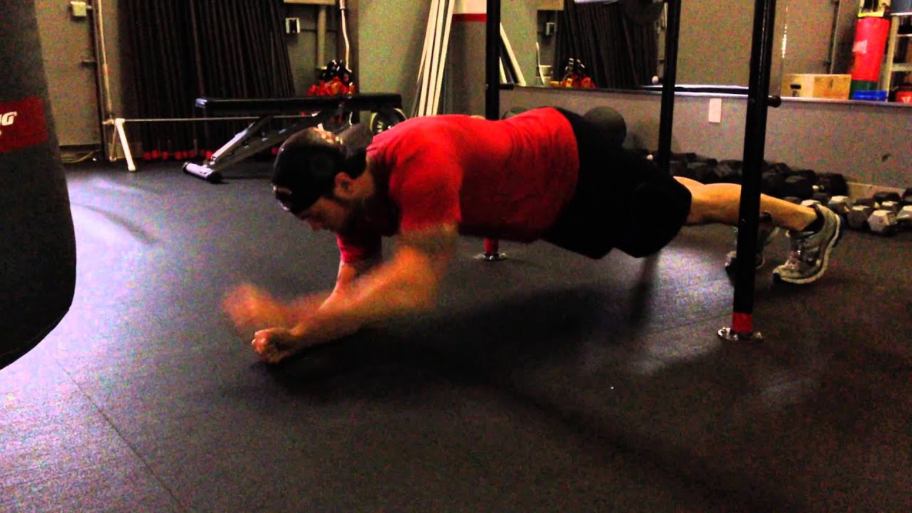 Plank with Alternating Arm Raise - YouTube