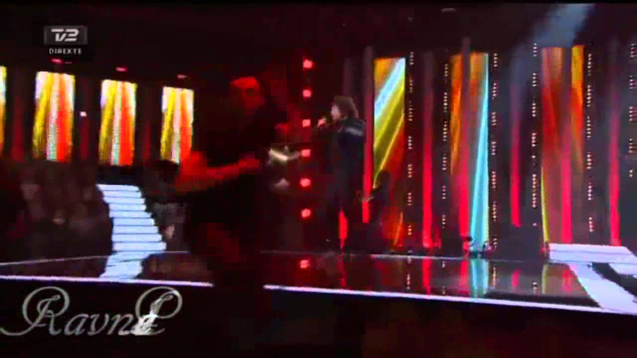 Kim Wagner Sings Lady Luck - YouTube