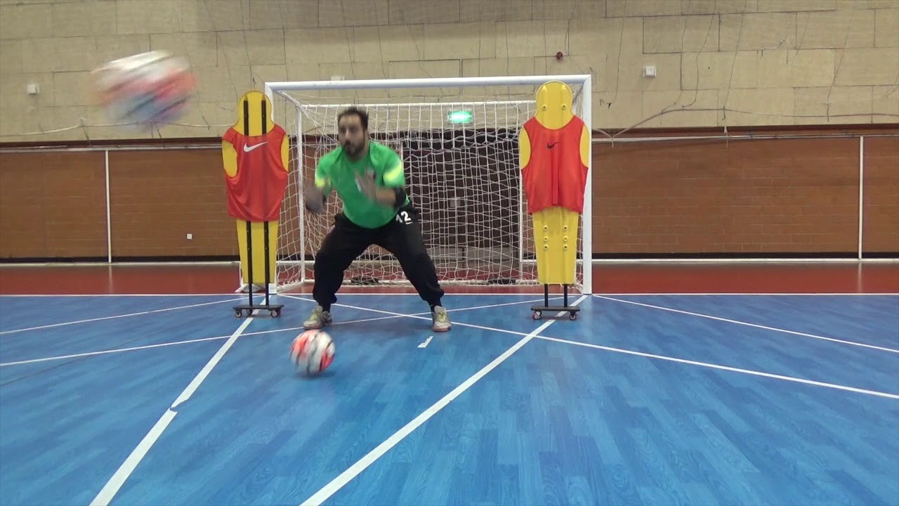 goalkeeper training futsal ( Qatar national team ) - YouTube