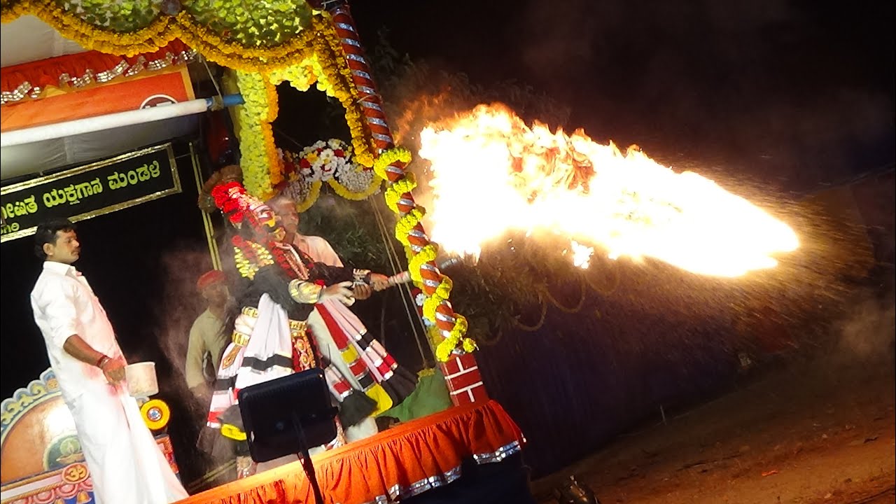 Yakshagana -- Shri Devi Mahatme - 1 - Madhu Kaitabha Pravesha ...