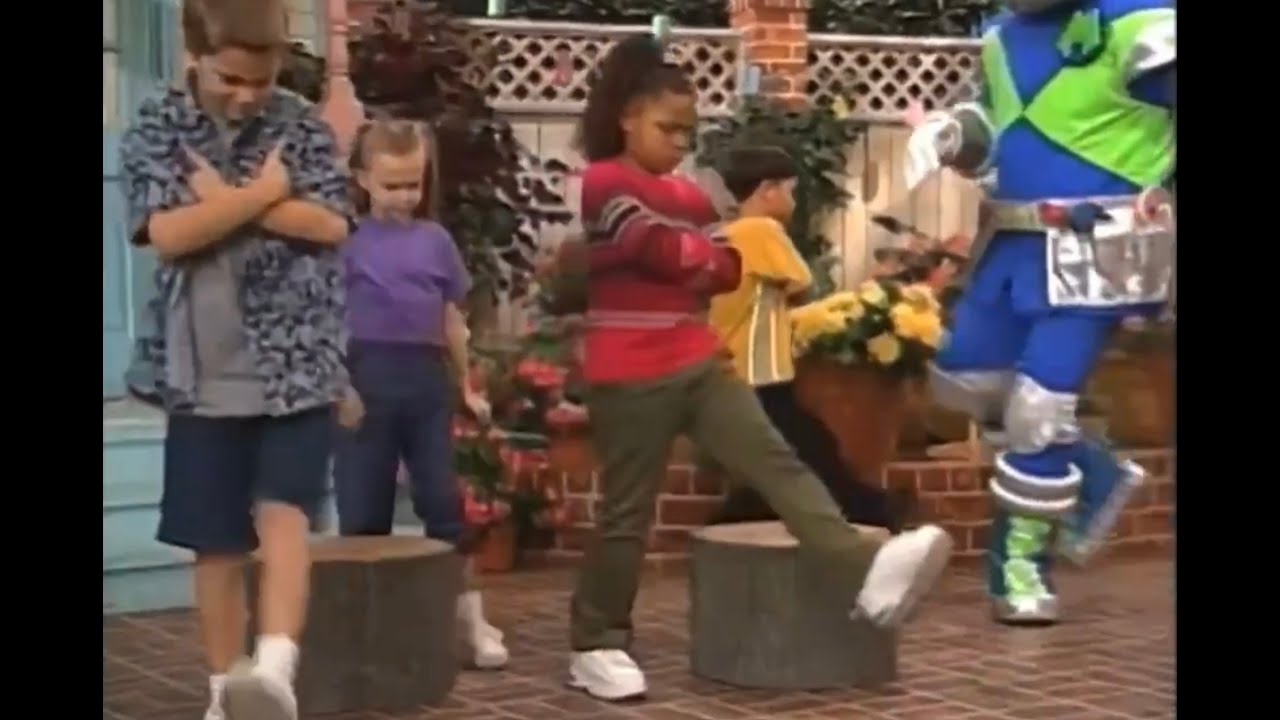 Got the grumpies 😾 dooley and pals music video - YouTube