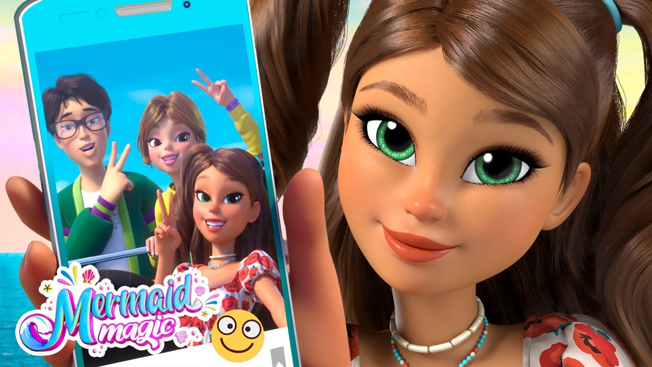 Mermaid Magic Compilation | Sasha’s Top Social Bits 👾📱🦩 - YouTube