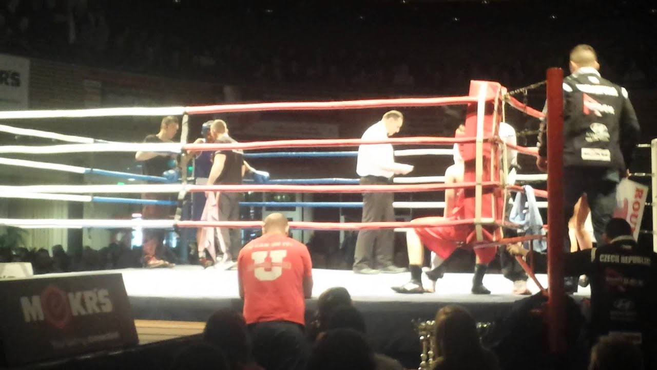 Thomas Prokeš vs Adam Maxa ll , Boxing Poděbrady - YouTube