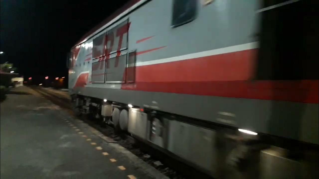 QSY.5205 รถเร็วที่ 109 กรุงเทพอภิวัฒน์ - เชียงใหม่ จอด บางมูลนาก เวลา 19.59 ช้า 44 นาที - YouTube