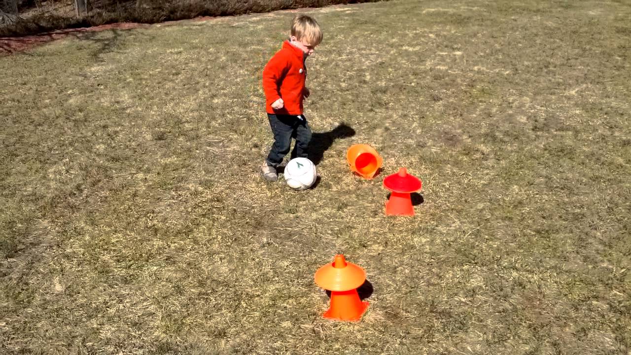Soccer front yard 2 - YouTube