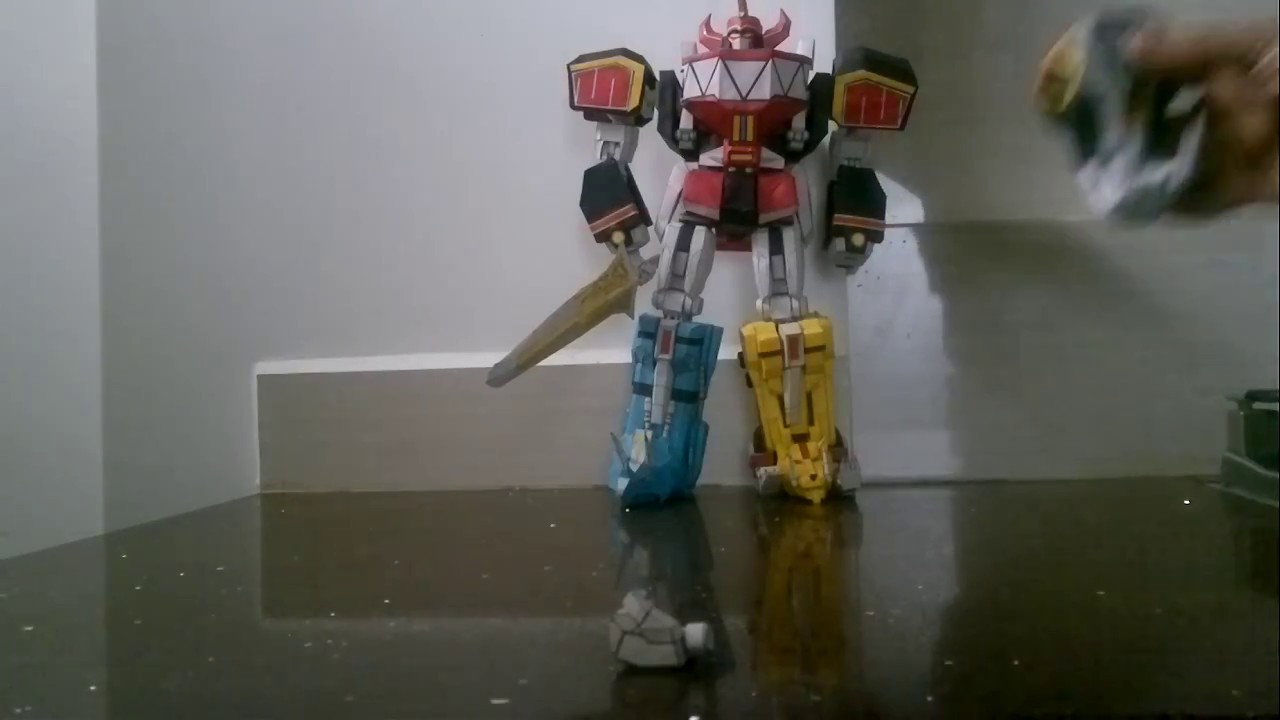 Megazord Power Ranger Generación 1 papercraft ensamblaje - YouTube