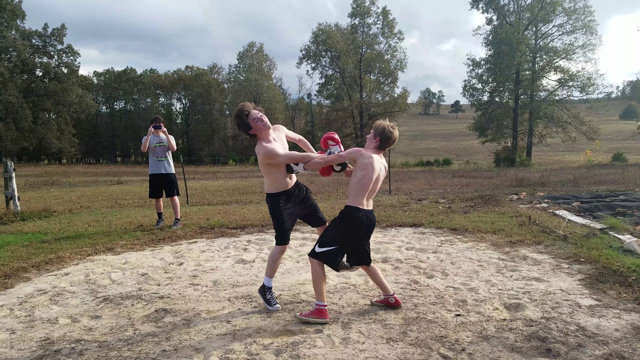 Backyard Boxing Part 2 : Round 2 - YouTube