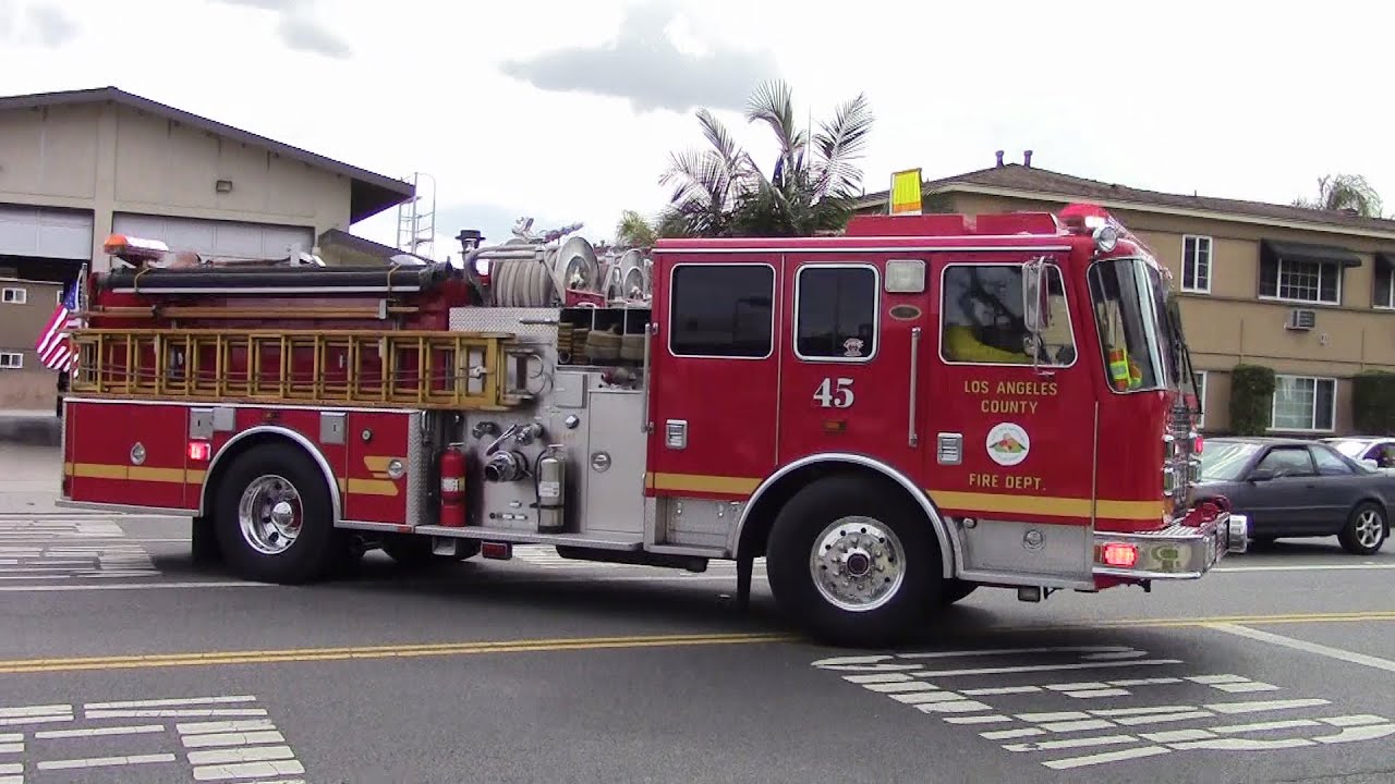 LACoFD engine 45 responding - YouTube