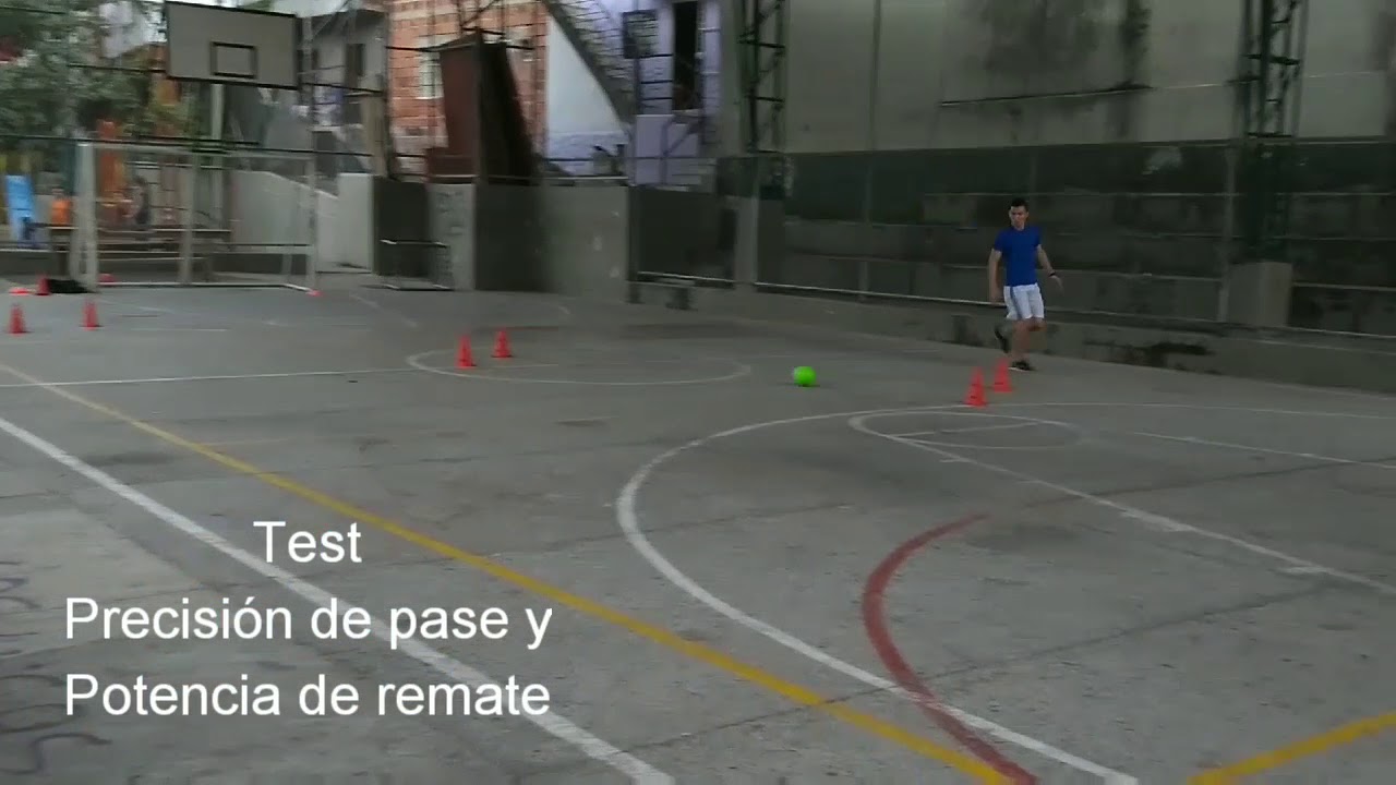 Test: Precisión de pase y potencia de remate - YouTube