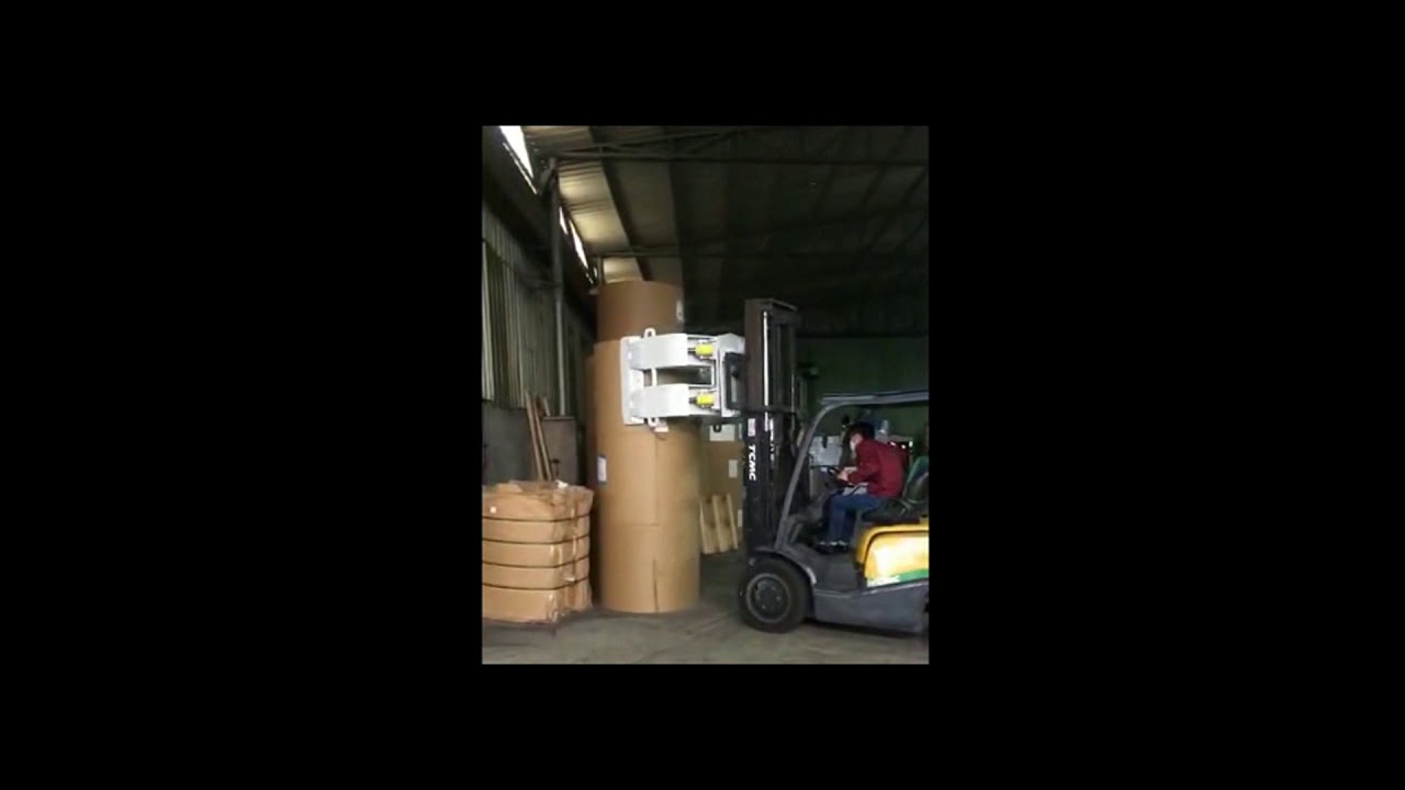 Forklift Parts Forklift Attachments Steel Rotator Paper Roll Clamp Use ...