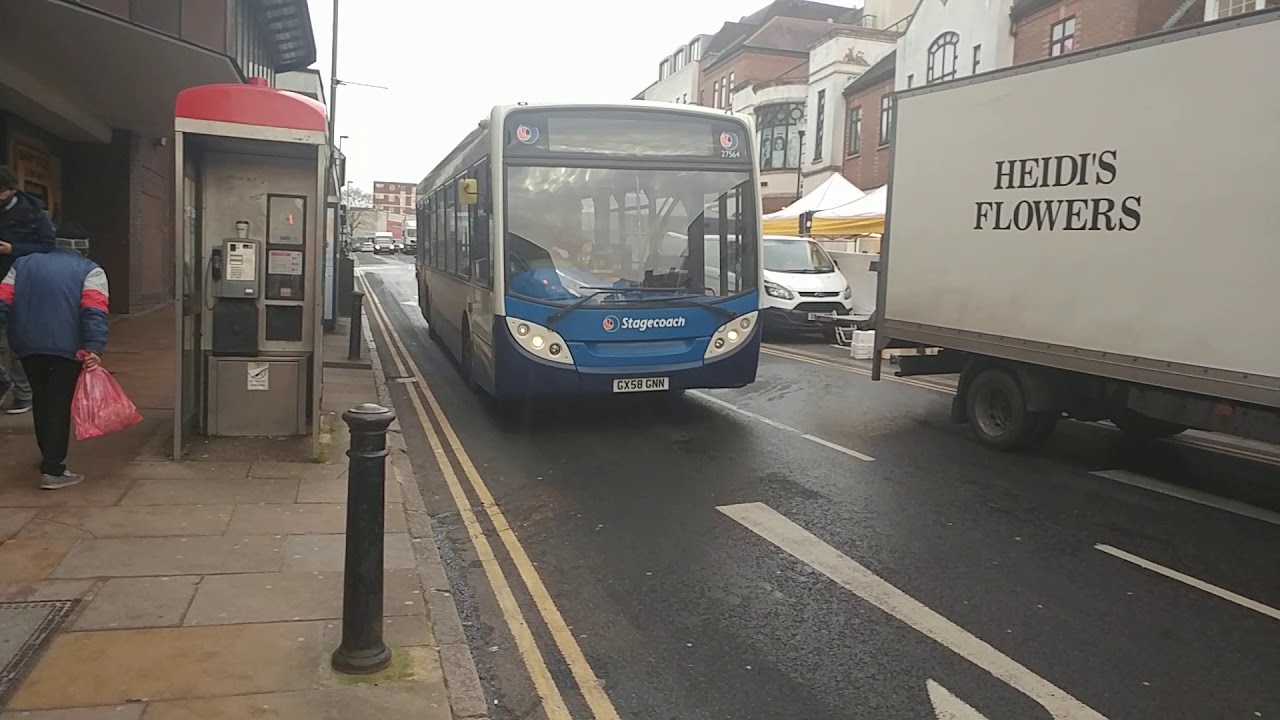 Here is the 715 bus in Guildford - YouTube