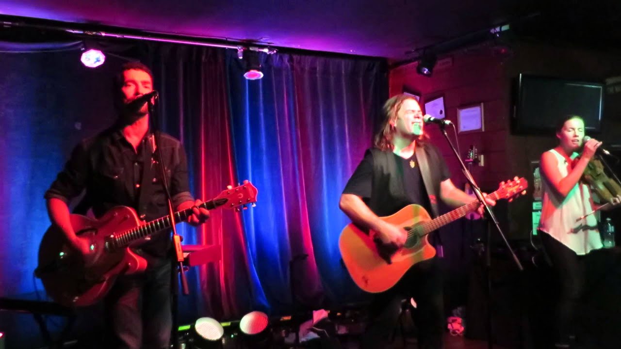 King For A Day, Cory Tetford, Alan Doyle Trio show, Champions Bar ...