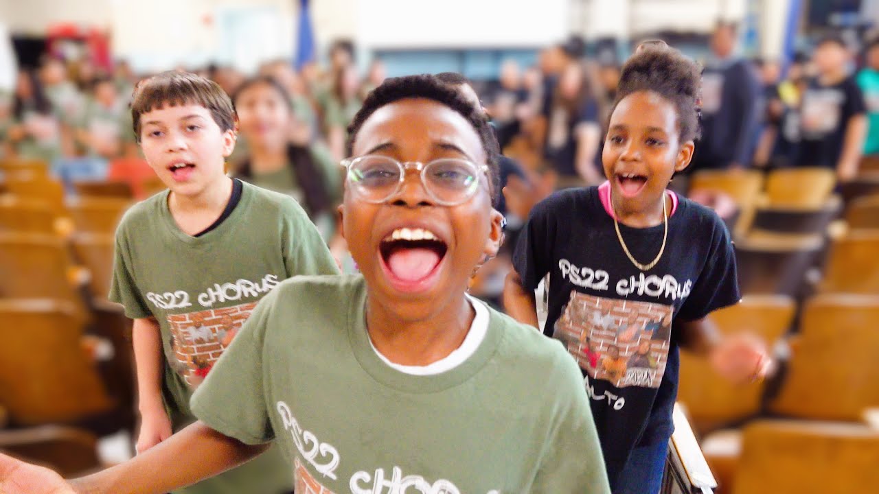 PS22 Chorus "Don't You Worry 'Bout A Thing" by Stevie Wonder - YouTube