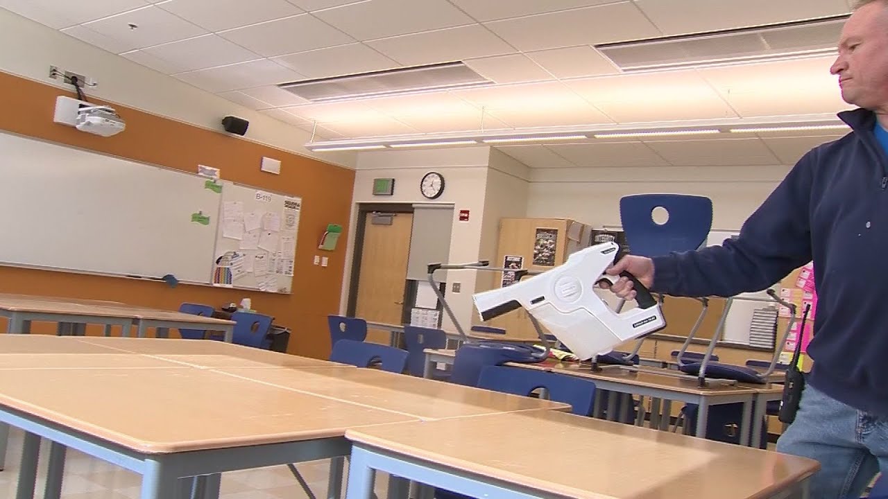 Mass. school 'deep cleaning' every classroom - YouTube