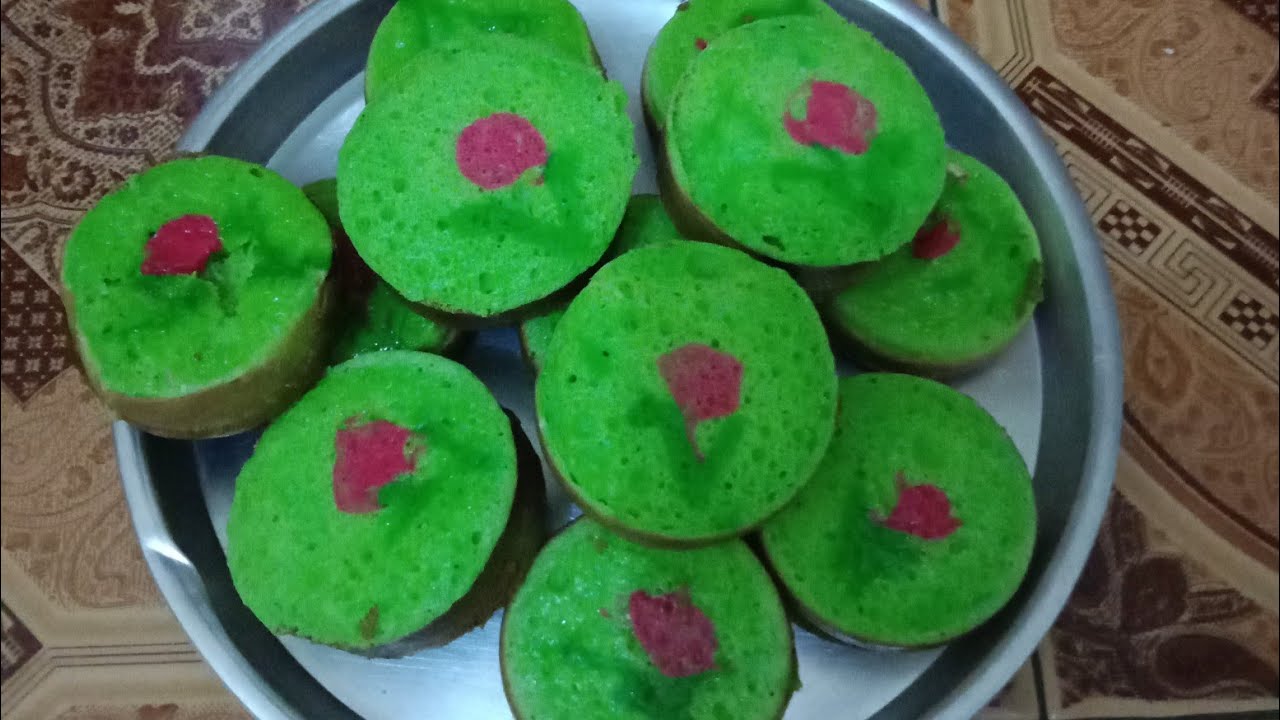 Resep cara membuat bolu pandan mini panggang - YouTube
