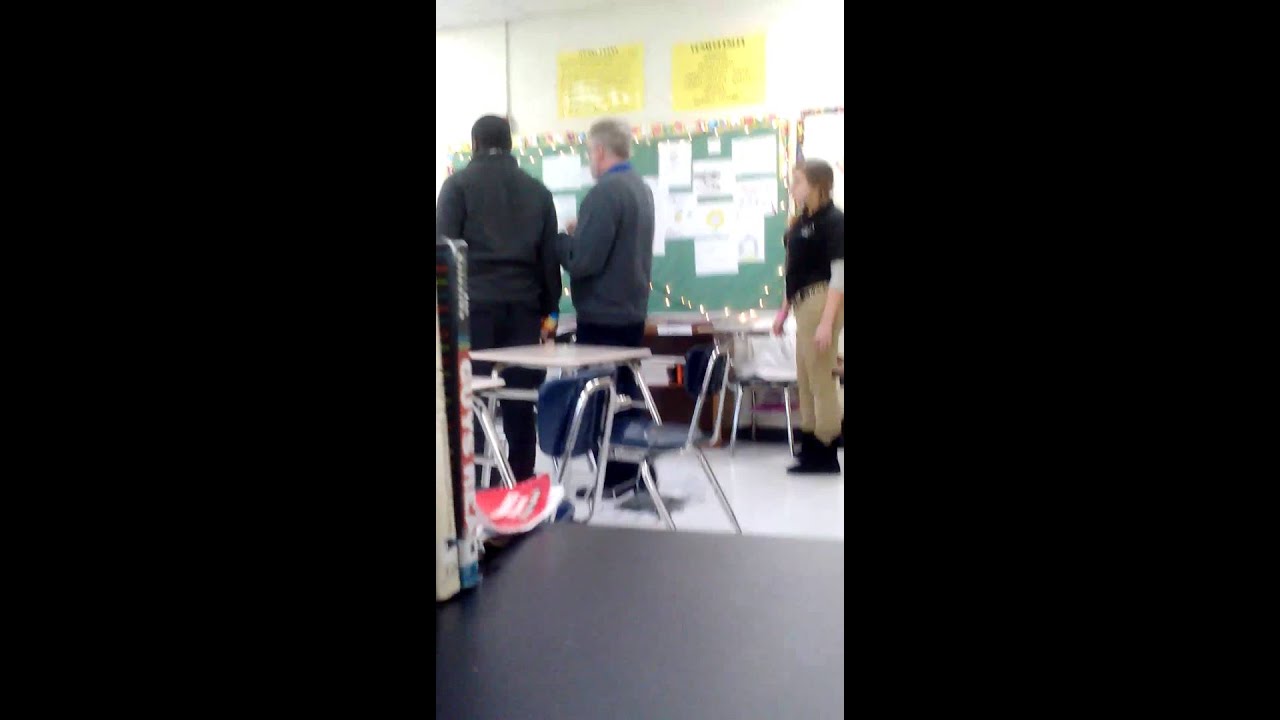 2013 High School Fight / Argument - YouTube