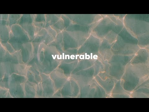 Selena Gomez - Vulnerable ( Azərbaycan dilində tərcümə )