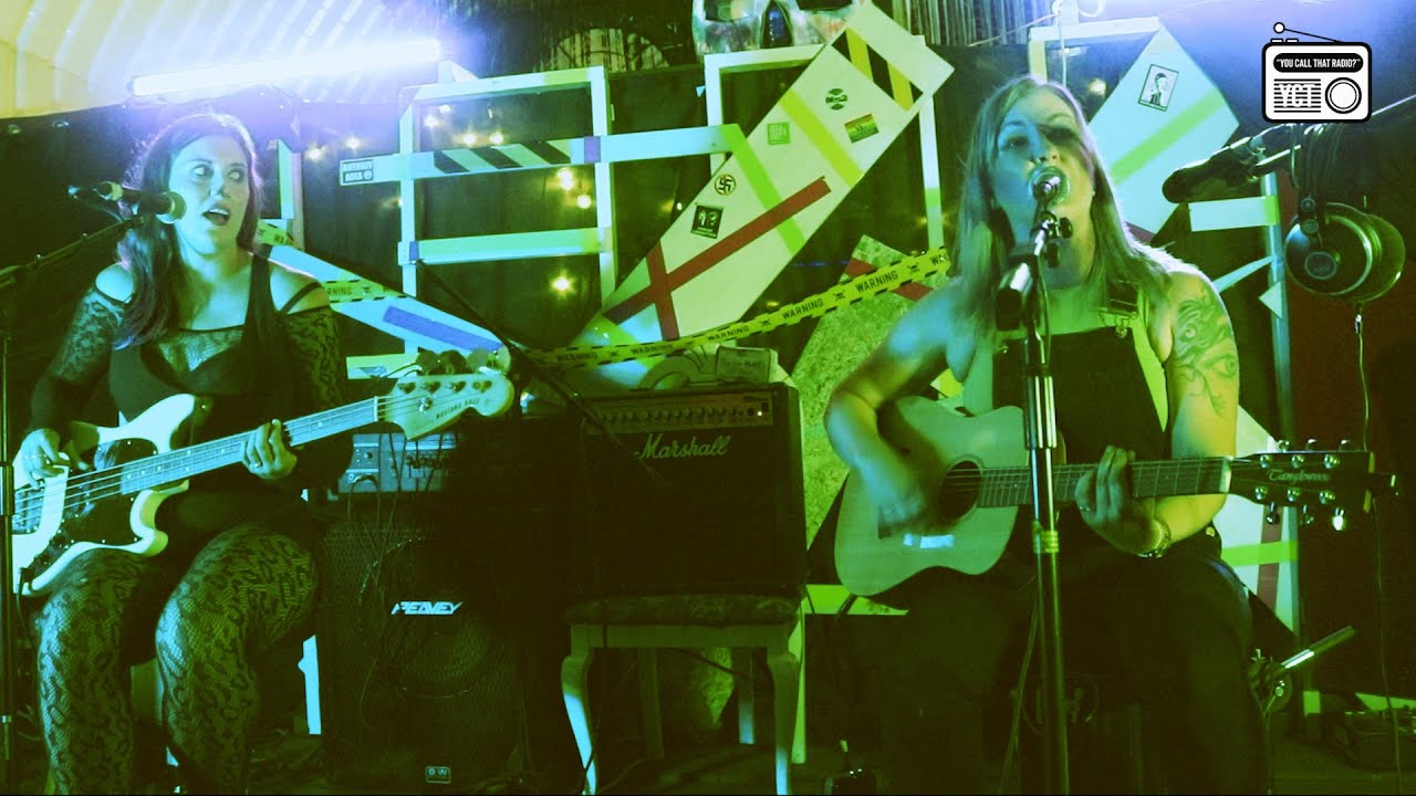 Jo D`arc & Becci Wallace- 'Late Night Sketchy' (Live from the Ice Box ...