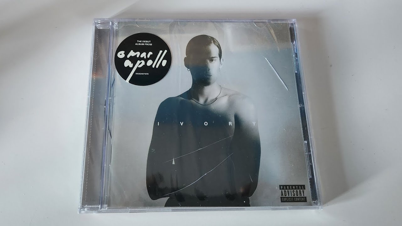 Omar Apollo - Ivory CD Unboxing - YouTube