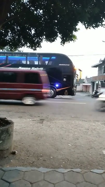 monster double decker agung sejati #shorts - YouTube