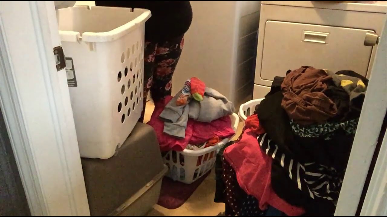 WASHING AND SORTING HUGE PILES OF LAUNDRY~ GETTING IT ALL DONE~2 DAYS ...