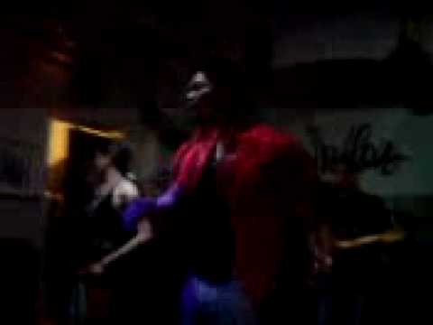 jameson pelino in jules bar dubai