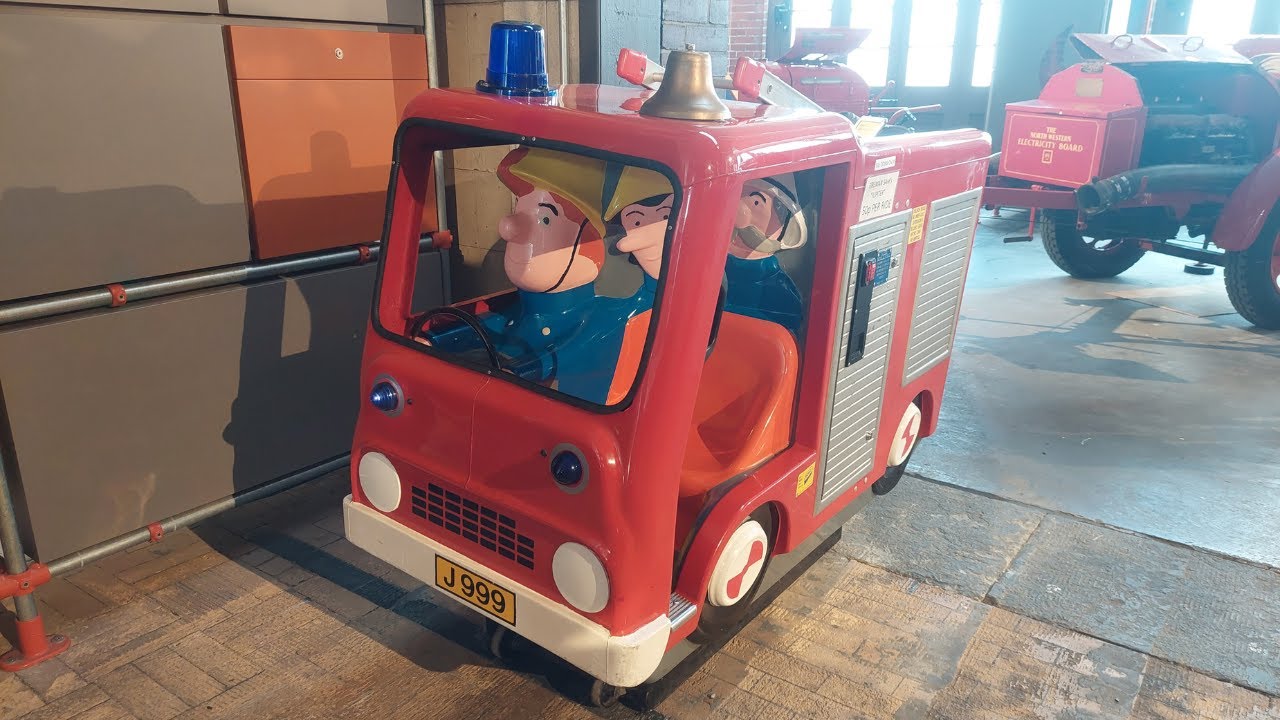 1990s OMC Fireman Sam Kiddie Ride - YouTube