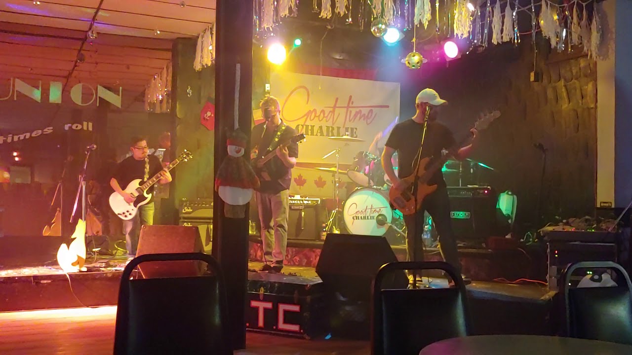 Good Time Charlie - Smoke on the Water (Deep Purple Cover) - YouTube