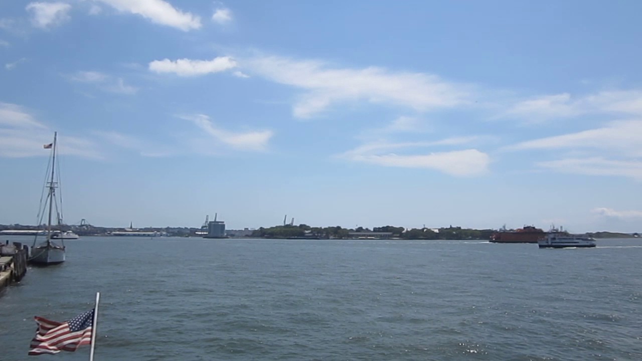 Ferry at Battery Park Manhattan - YouTube