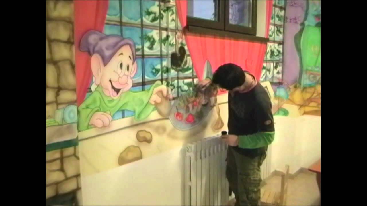 pictura murala 3D in Gradinita Casuta din padure 2.wmv - YouTube
