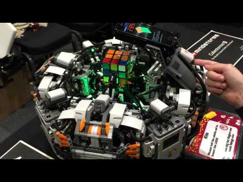 Lego Cubestormer 2 - a Rubik cube solving robot