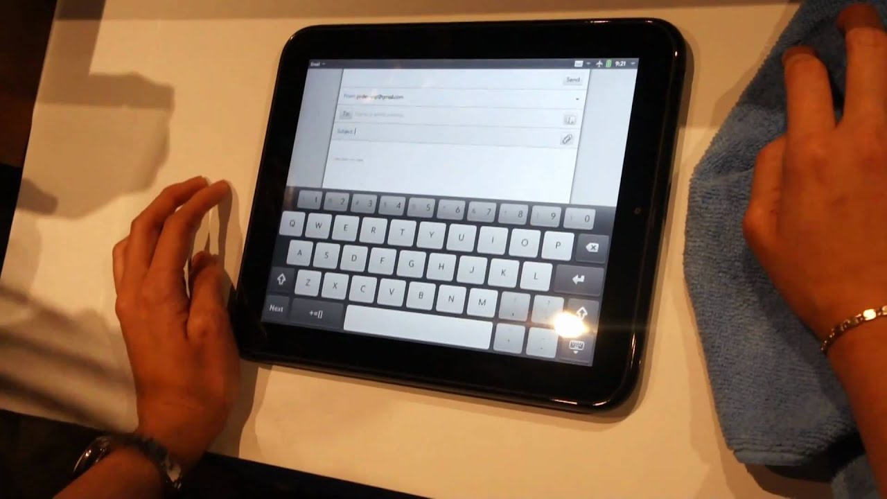HP Palm TouchPad - WebOS - YouTube