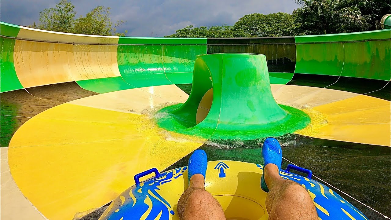 Water Bowl Slide at Wet World Water Park - YouTube