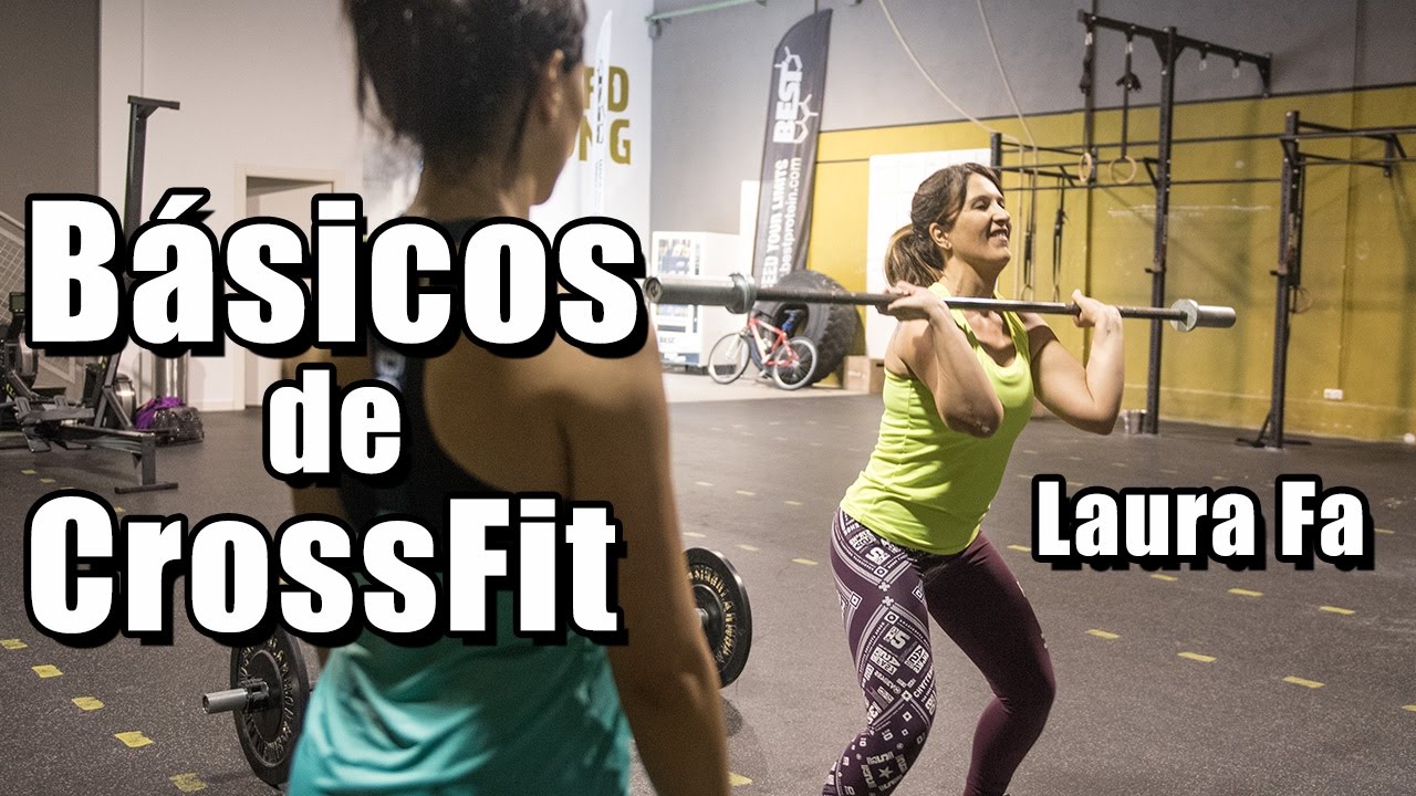 Enseñando movimientos básicos de Cross Training a Laura Fa - mastees