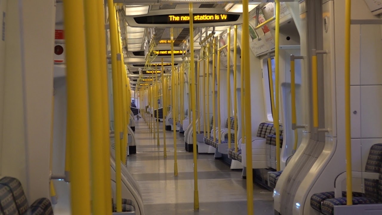 TFL District line - YouTube