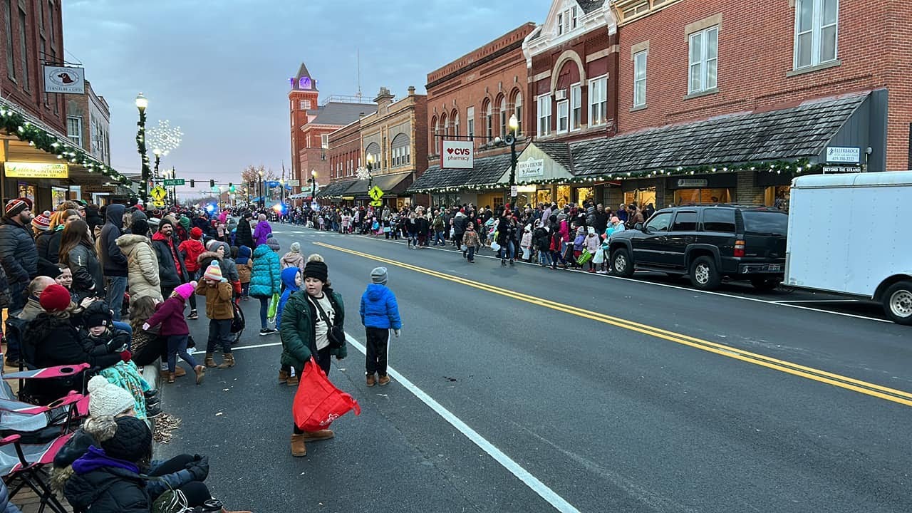 2023 Blaze of Lights Parade in Bluffton, Ohio - YouTube