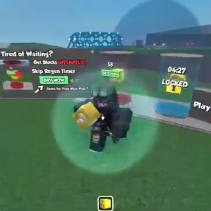 LUCKY BLOCKS BATTLEGROUNDS IN ROBLOX?? #shorts #viral #roblox - YouTube