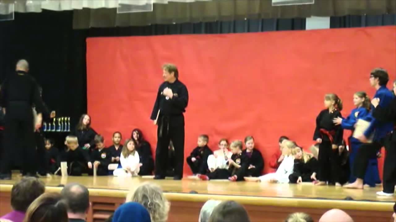 Cho Dan Bo Belt - YouTube