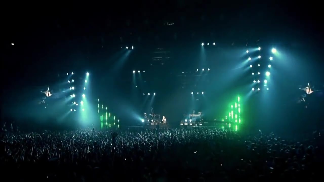 Scooter - One (Always Hardcore) Live in Hamburg 2010 [16/22] - YouTube