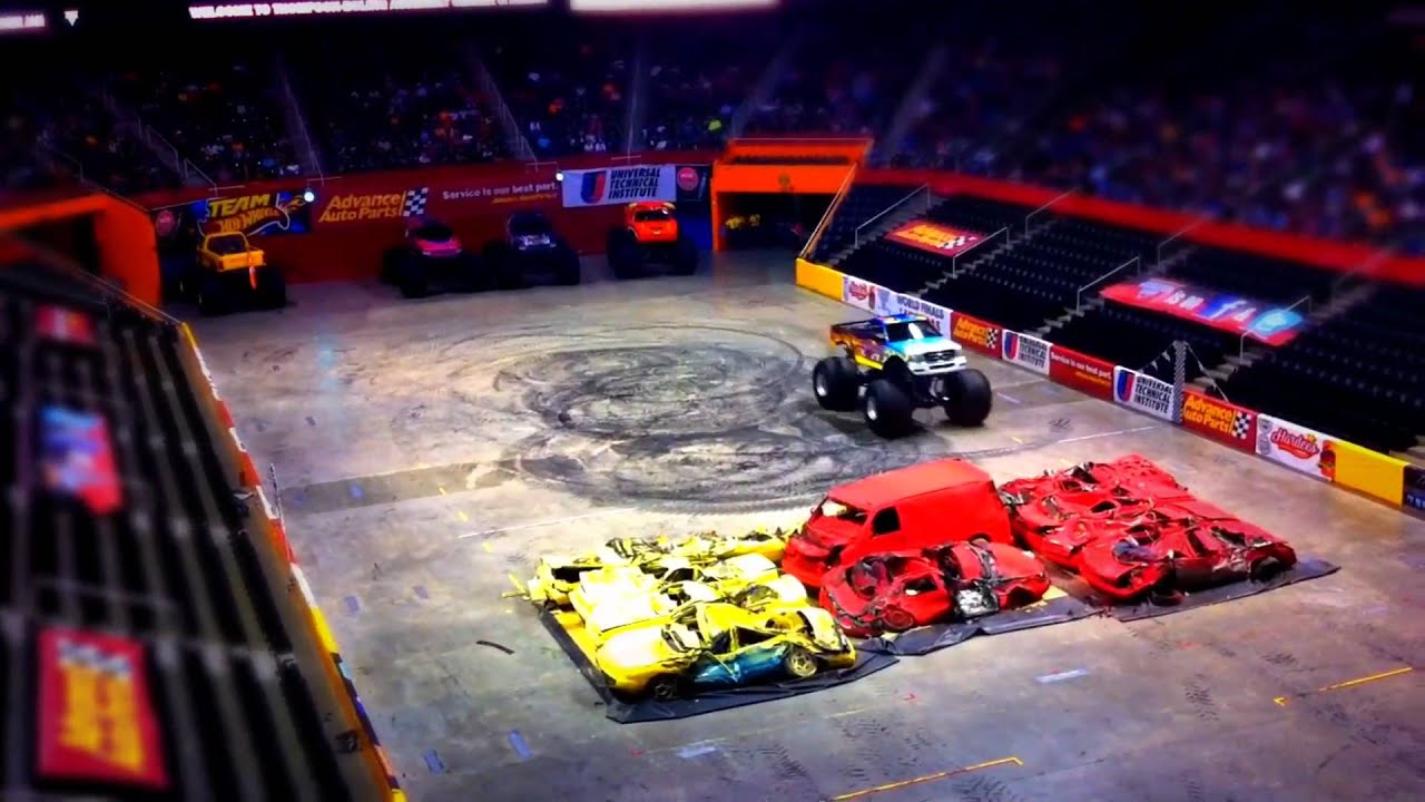 Tiny Scale RC Monster Jam - YouTube